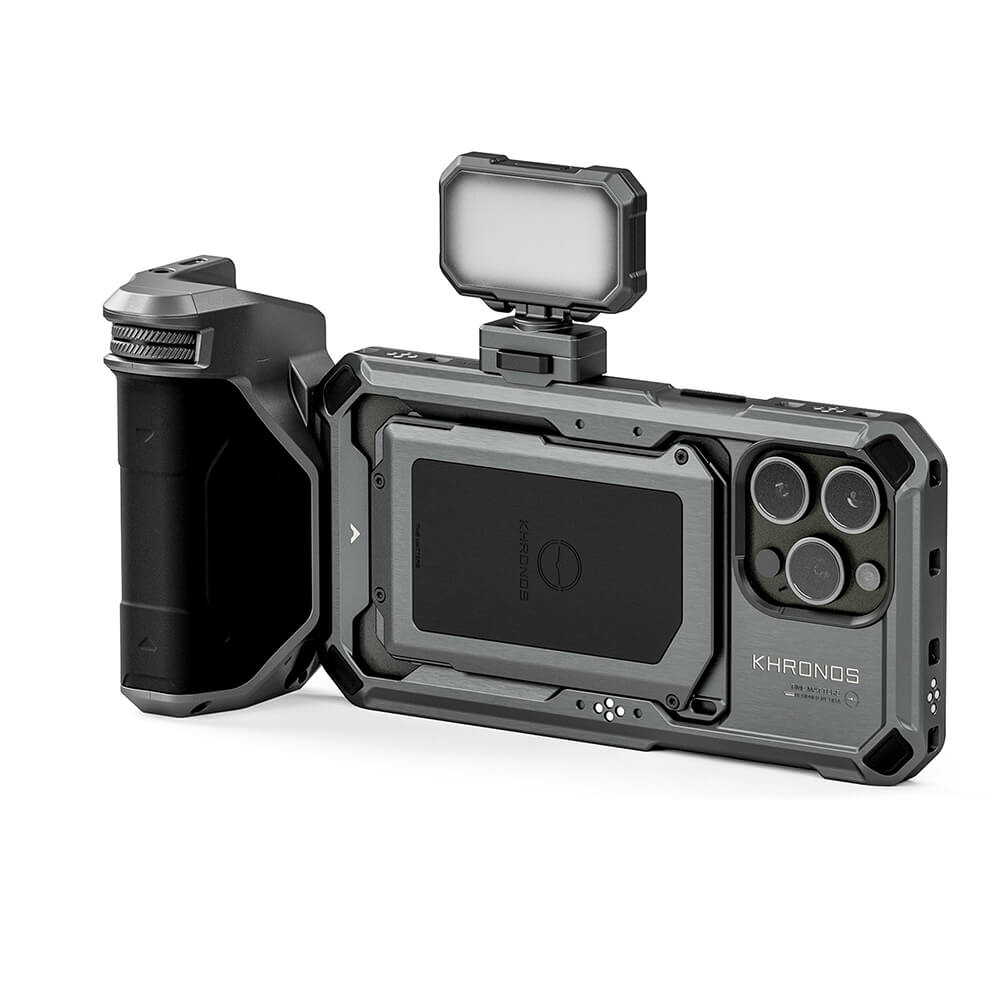 Khronos iPhone 15 Pro Basic Kit with Battery Space Grey - Tura Scandinavia